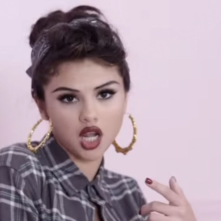 Beauty And Fashion Trends Every Latina From The 90s Remembers Beauty And Fashion Trends Every Latina From The 90s Remembers