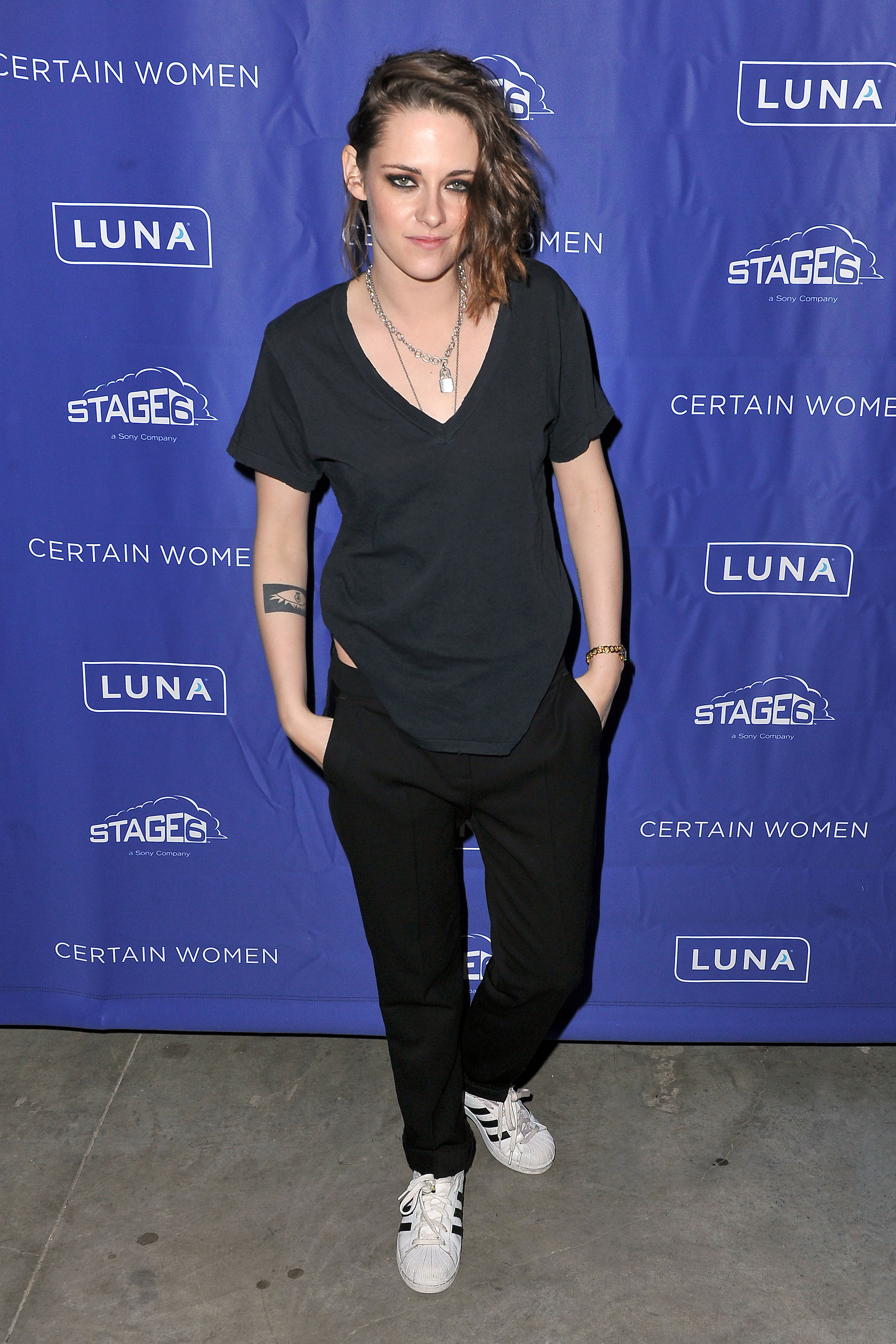 Kristen Stewart keeps it casual in adidas and an all-black outfit ...